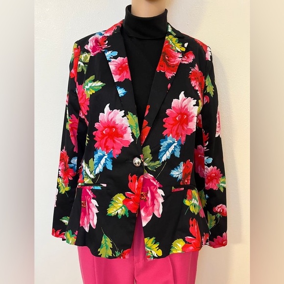 XOXO | Jackets & Coats | Cute Multi Color Floral Print Jacket | Poshmark
